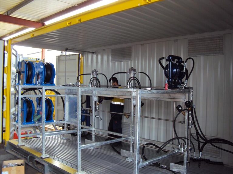 Lube Containers and Lubrication Rooms - DMB Fluid Tech